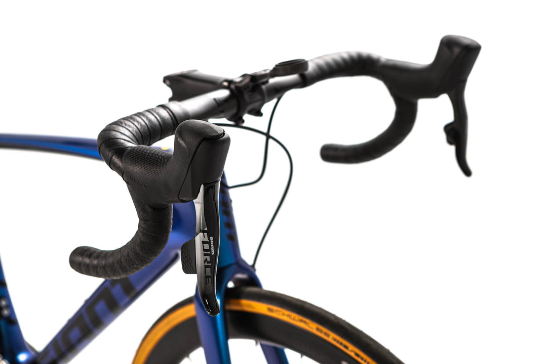 Giant Defy Advanced Pro 1 Sram Force eTap AXS Disc Road Bike 2021, Siz ...