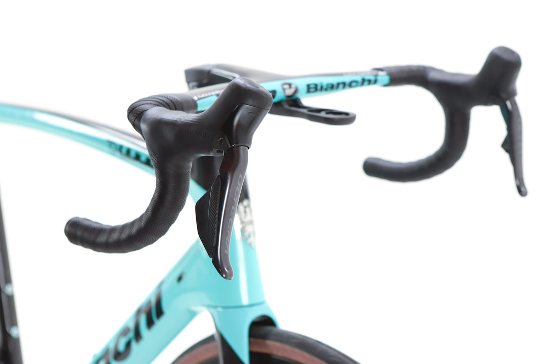 Bianchi Oltre XR4 Shimano Ultegra Di2 Disc Road Bike 2020, Size 59cm ...