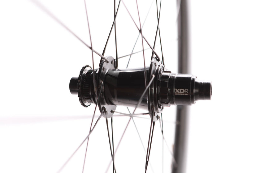 Zipp 303s Carbon Disc Wheelset, XDR Freehub – Cycle Exchange