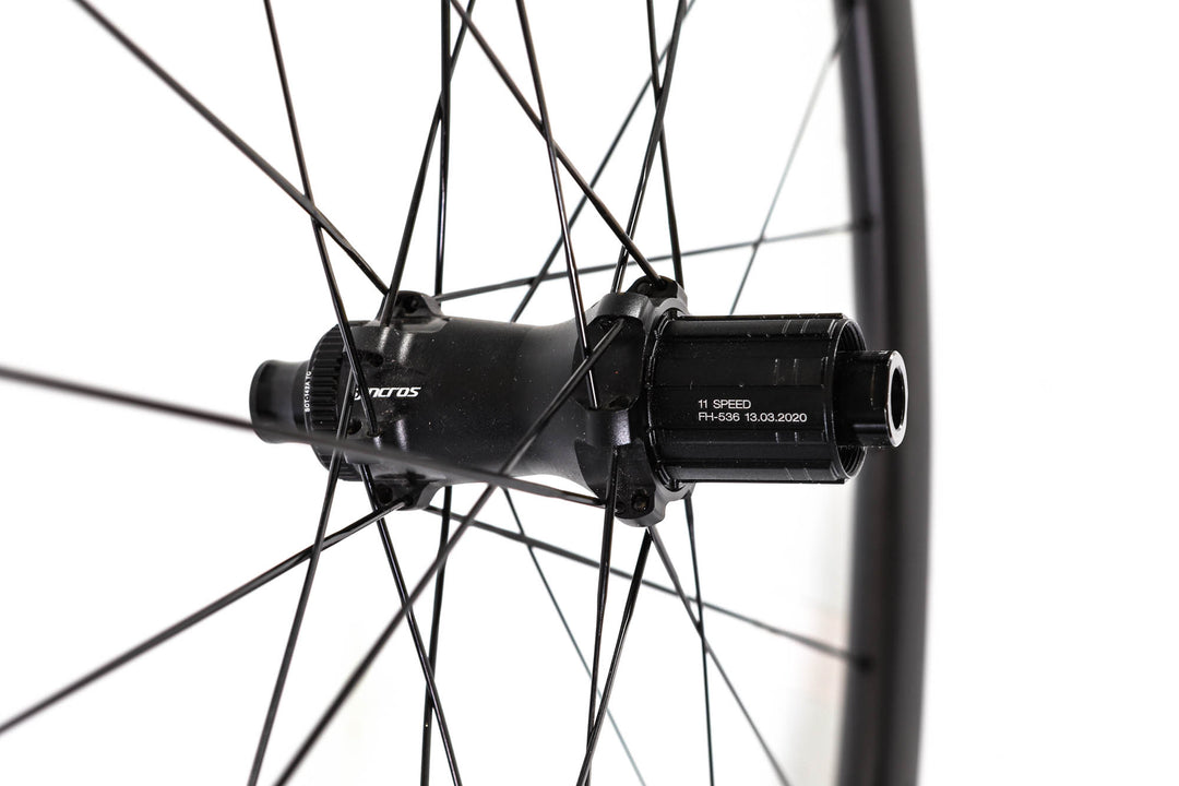 Syncros Capital One 35 Disc Carbon Wheelset, Shimano Freehub – Cycle ...